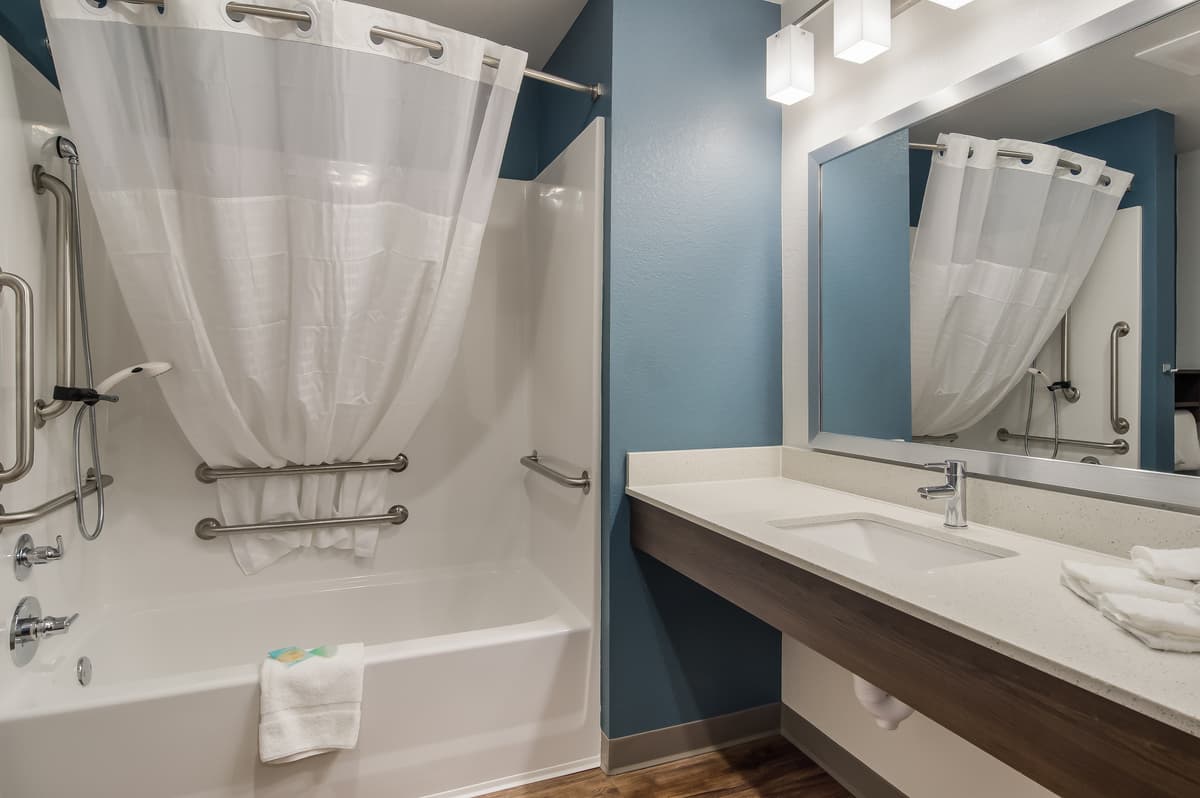 Extended Stay Hotel in Beaverton, OR | WoodSpring Suites Beaverton ...