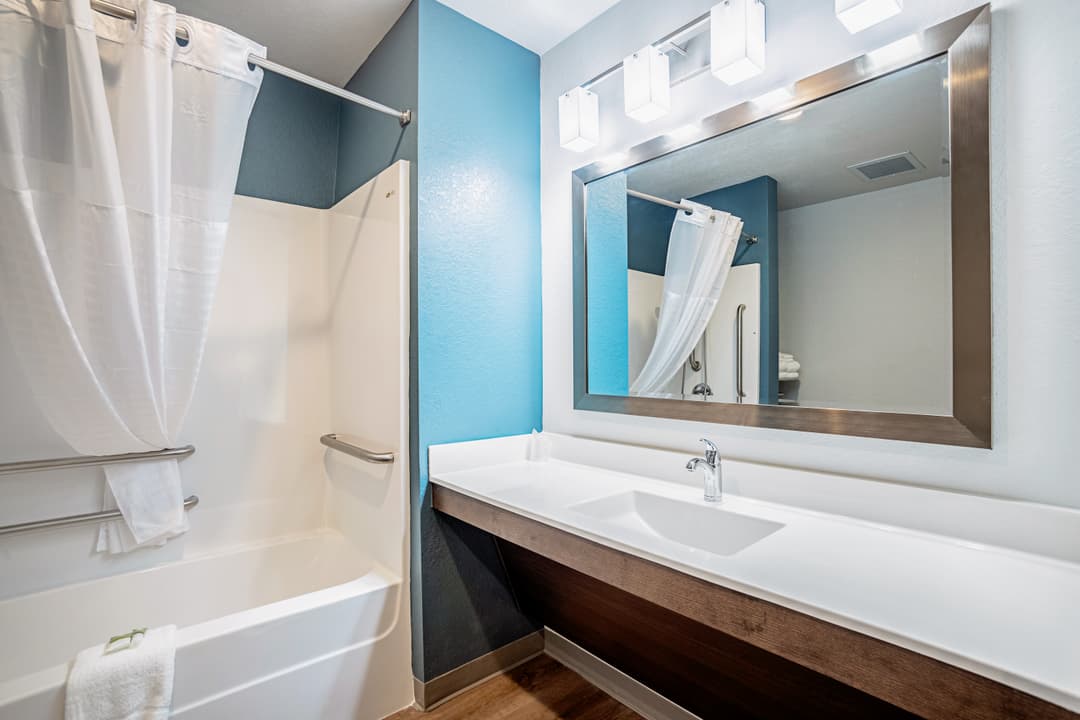 Extended Stay Hotel in Naples, FL | WoodSpring Suites Naples